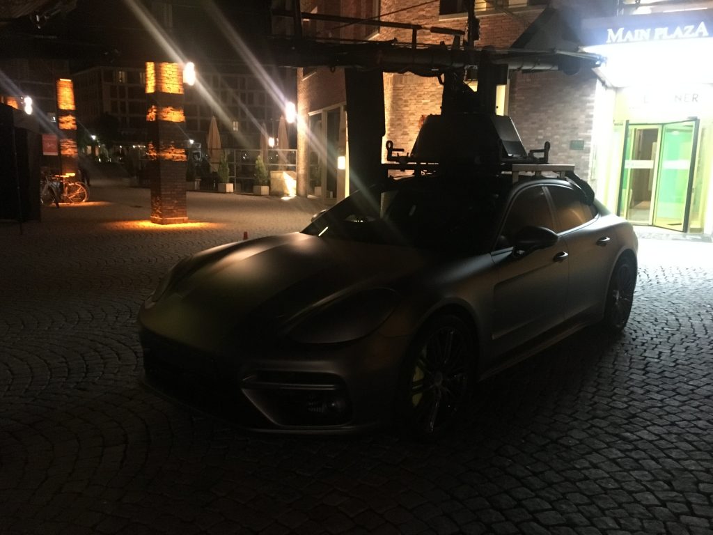 Hide ’n’ Seek: Porsche präsentiert das erste 3D-Mapping in Bewegung ...